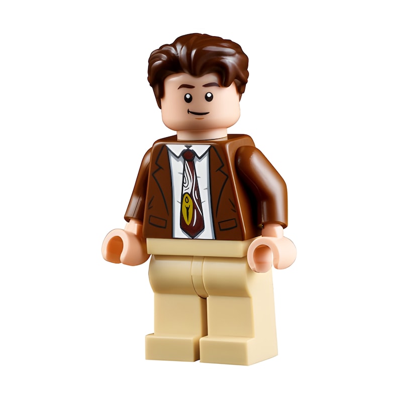 Friends TV Show LEGO Character Minifigures Rachel, Phoebe, Ross, & More ...