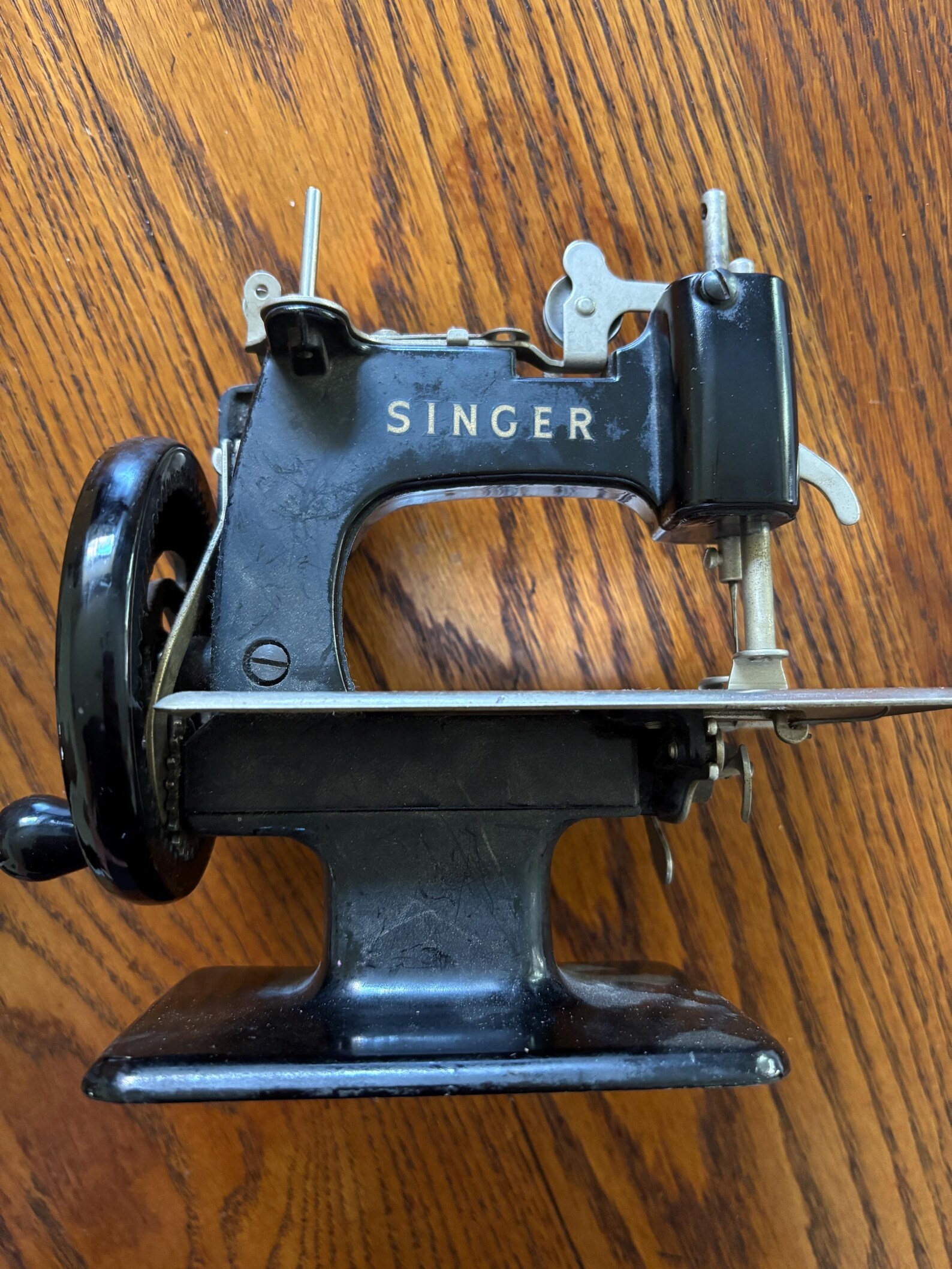 1950s Singer Toy Sewing Machine, Box, Booklet, Vintage / Antique Sewing ...