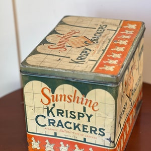 Vintage Sunshine Krispy Crackers 2 Pound Tin by Loose-wills Biscuit ...