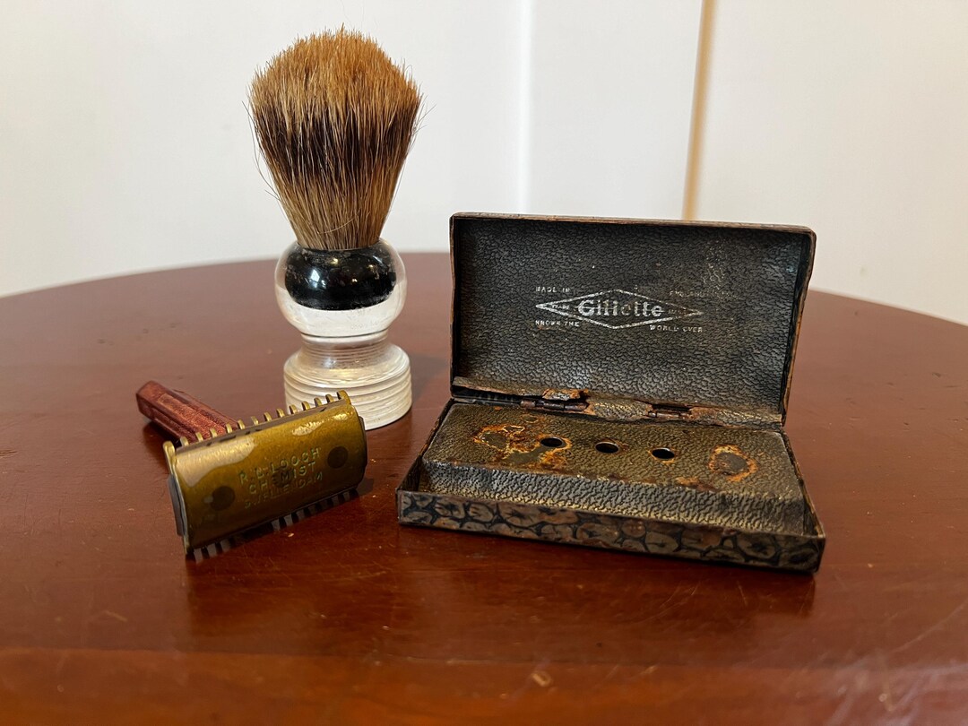 Vintage Gillette Razor Set in Case With Ever Ready Lucite Shaving Brush ...