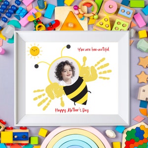 Mother’s Day Gift Handprint Craft, Photo Craft, Handprint Bee Design ...