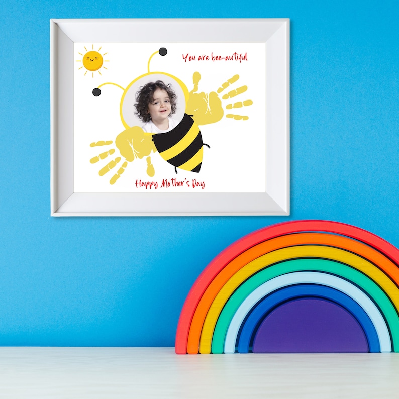 Mother’s Day Gift Handprint Craft, Photo Craft, Handprint Bee Design ...