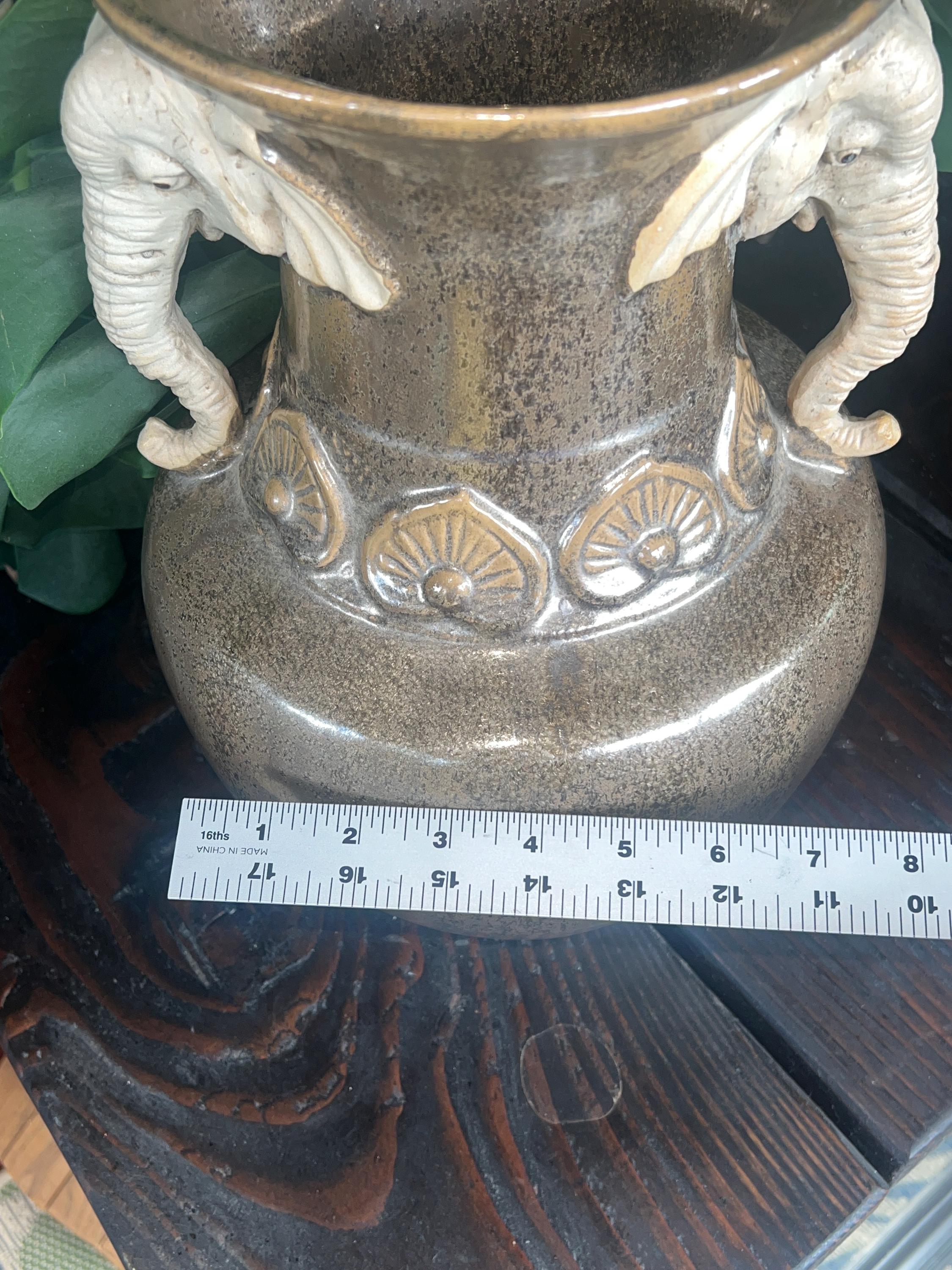 LARGE Pottery VASE With ELEPHANTS on Each Side Beautiful Detail Great ...