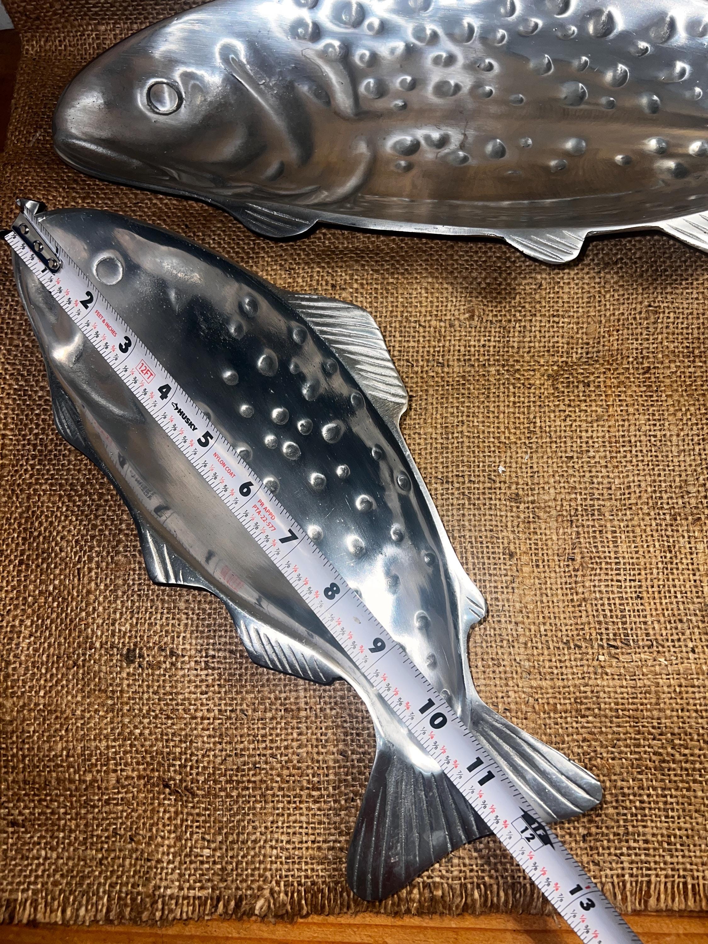 METAL FISH TRAYS Textured Set of Two Small 12”x4.75” Large 16.5”x6.5 ...