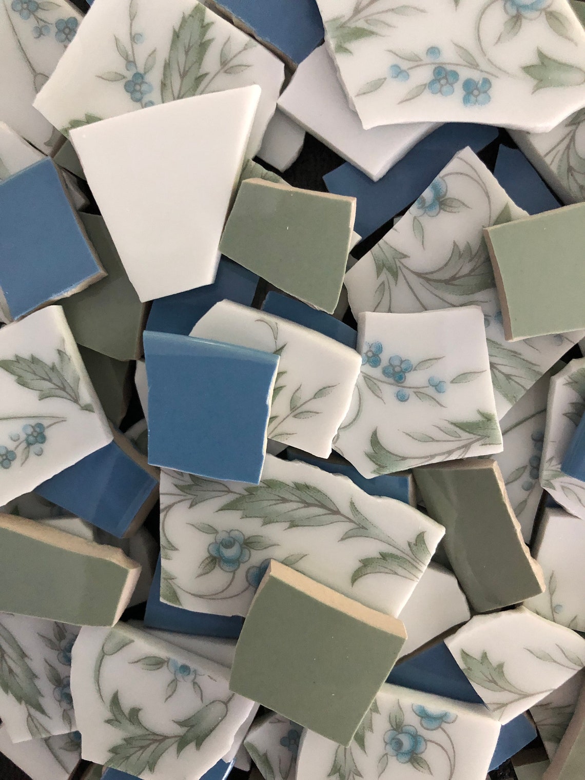Broken China Pieces, Broken Dishes, Mosaic Pieces, Mosaic Tiles ...