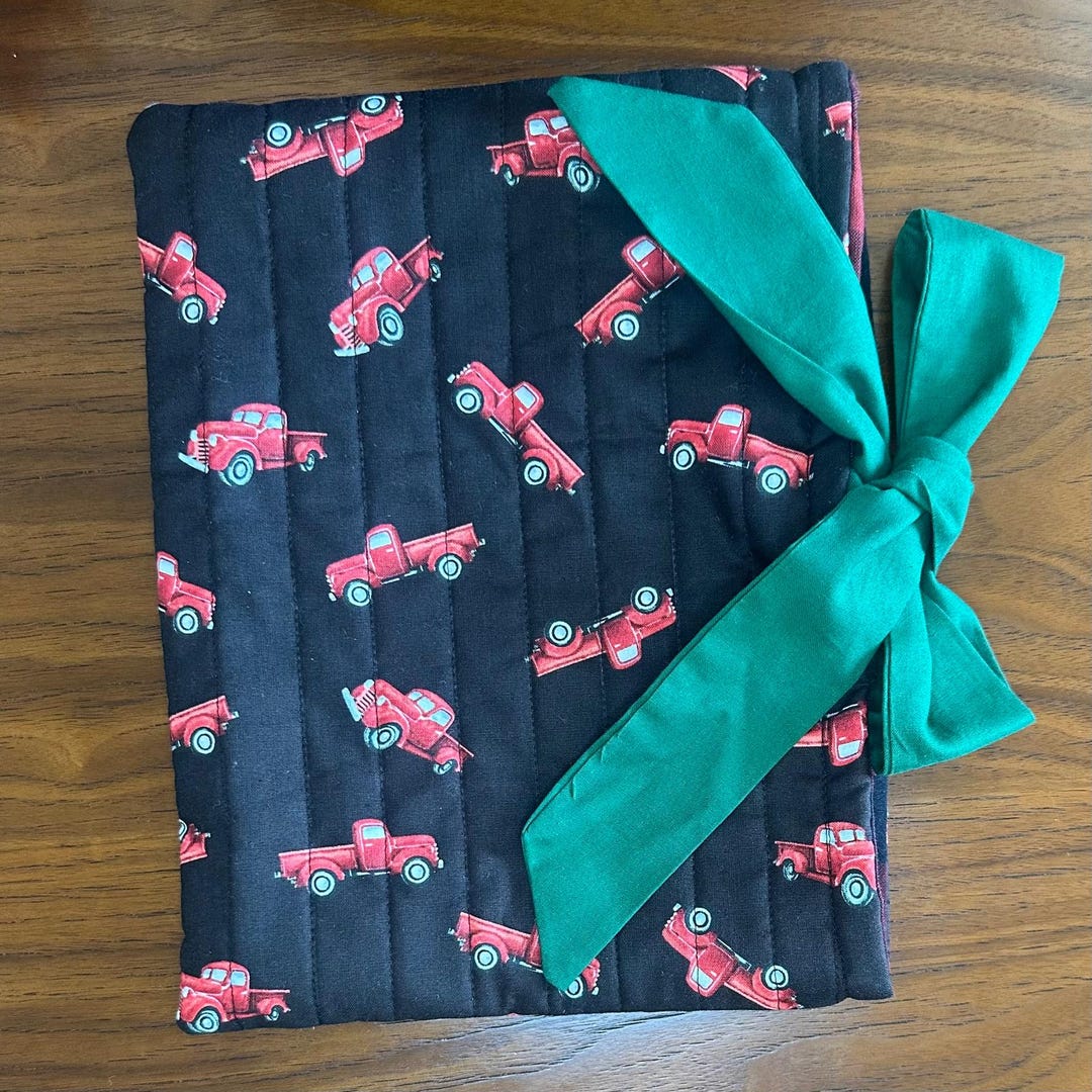 Vintage Red Truck Viral Bow Tie Book Sleeve | iPad & Kindle Padded ...
