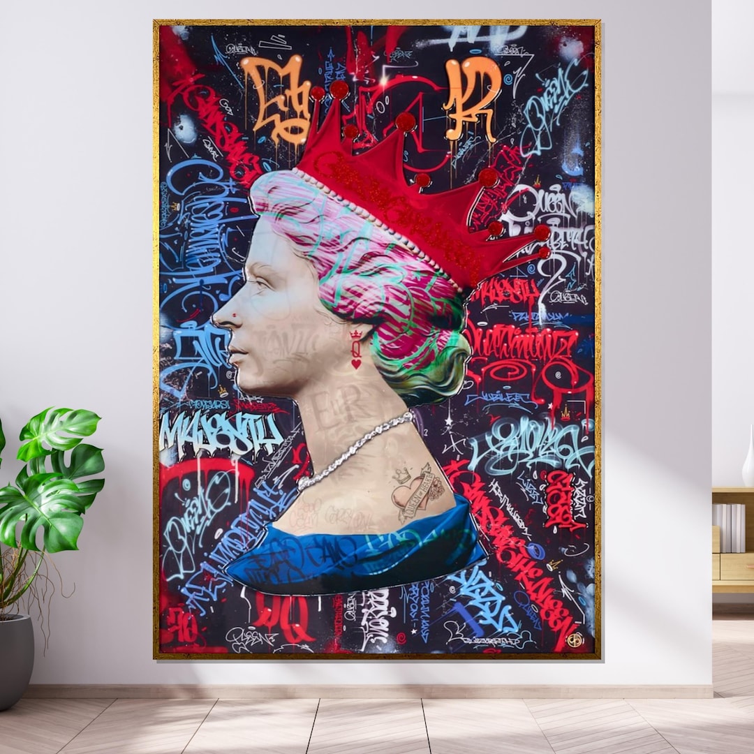 Graffiti Queen Canvas, Urban Art, Royal Graffiti Wall Print, Street Art ...