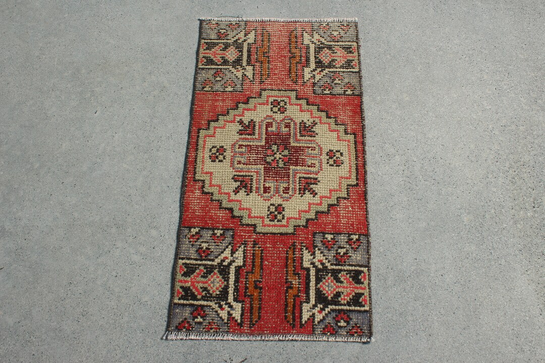 Vintage Rug Turkish Small Antique Rugs for Entry 1.4x2.7 Ft Red ...