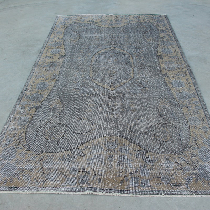 Large Vintage Rug - Etsy