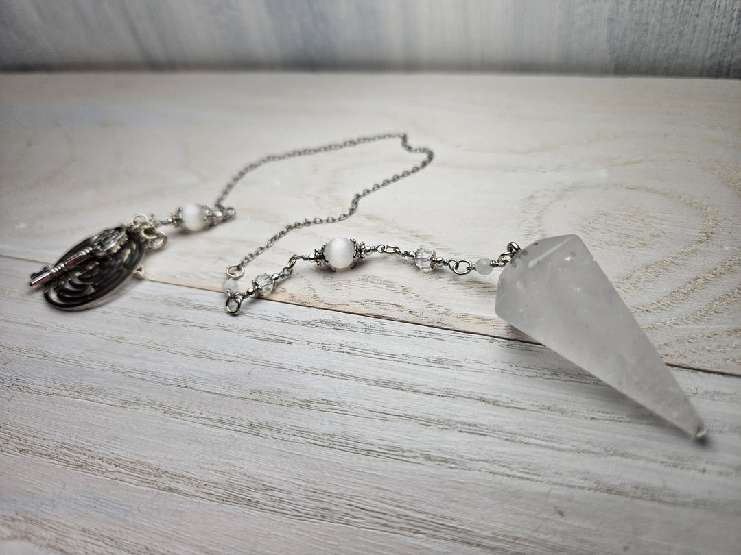 Hecate / Hekate Moon Magic Dowsing Pendulum, Psychic Reading, Talk to Spirits, Speak With ...