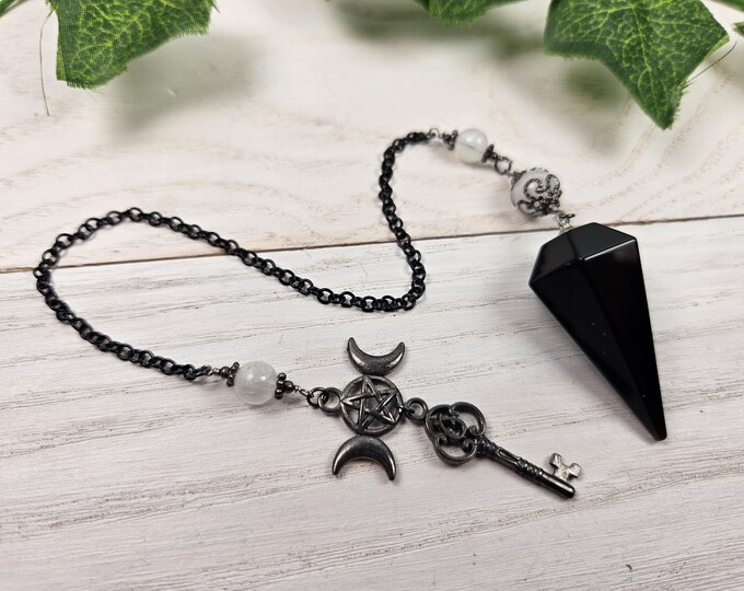 Hecate Pendulum, Hekate Dowsing Tool, Triple Moon Goddess Divination ...