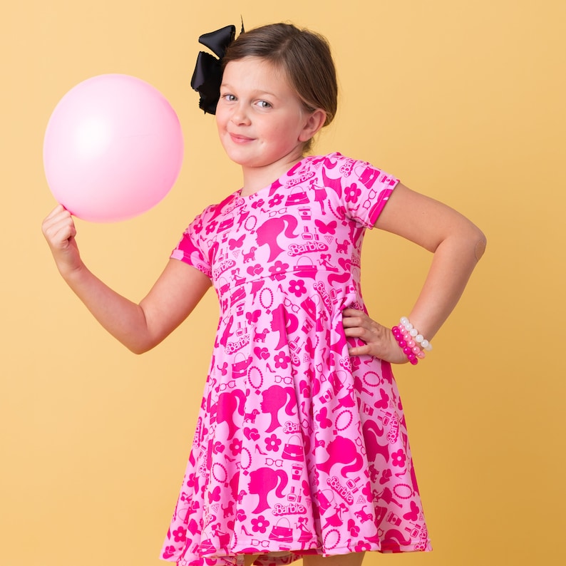 Pink Barb Girl Digital Seamless Paper File Design - Etsy