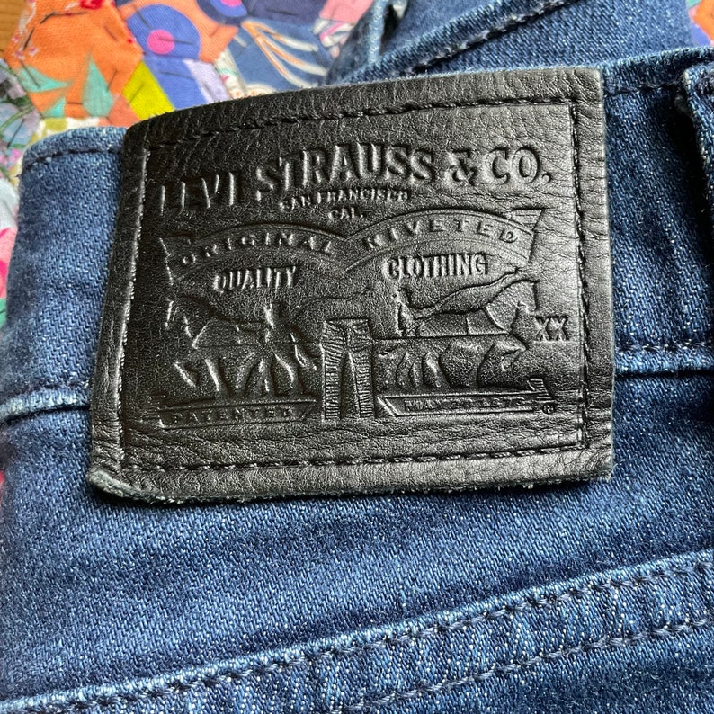 Sashiko Style Embroidered Levi Jeans - Etsy