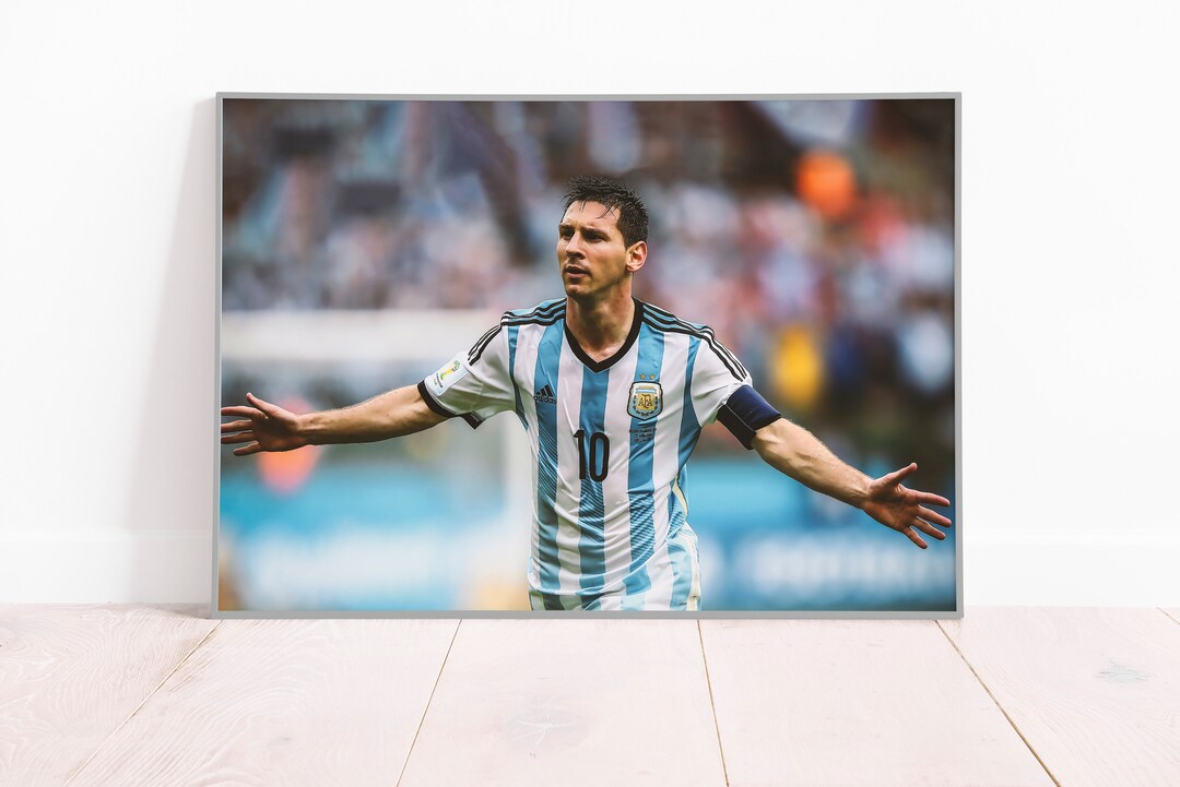 Lionel Messi Poster, Argentina Soccer Wall Art, Canvas or Matte Paper ...