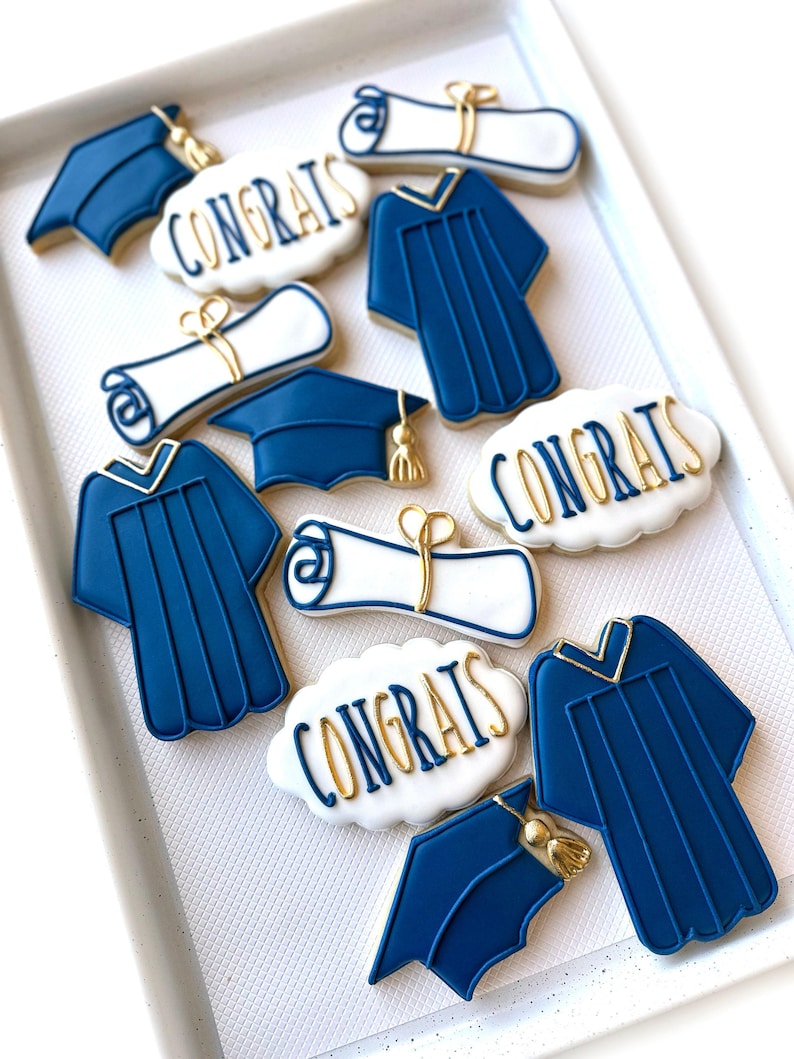 Grad Gown Cookie Cutter - Etsy