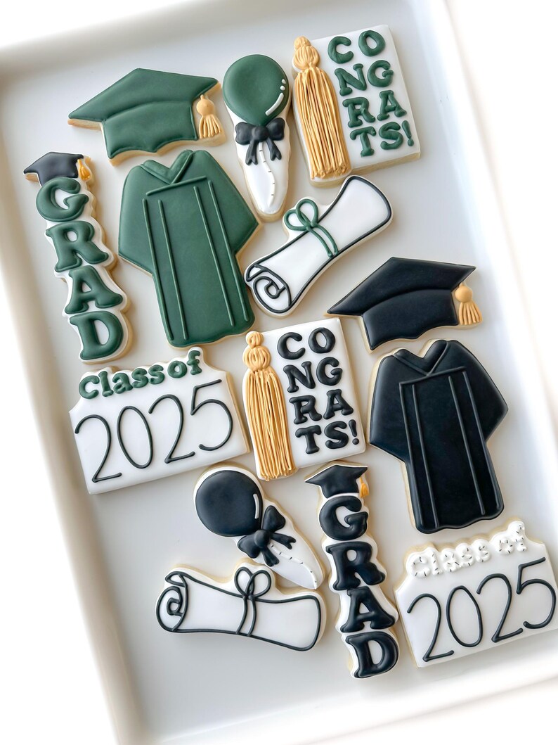 Grad Gown Cookie Cutter - Etsy