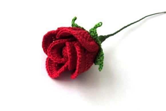 Rose Bud Crochet Pattern Realistic Digital Handmade Crochet - Etsy