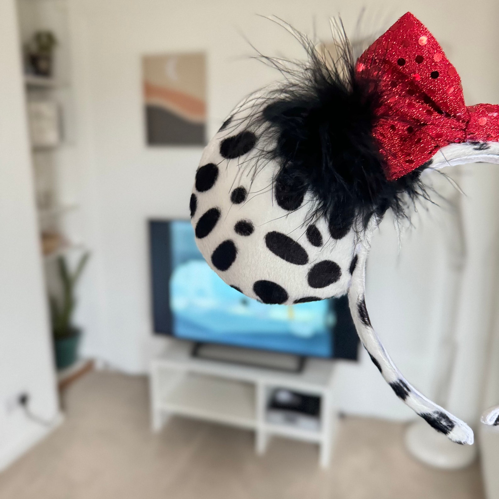 Cruella Deville 101 Dalmatians Inspired Magic Disney Mickey/minnie Ears ...
