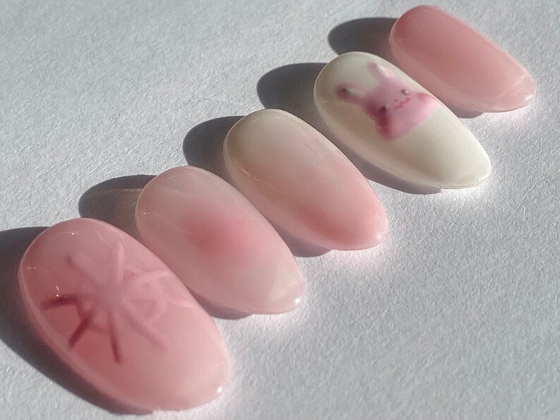 Aniteez Ddeongbyeoli Press on Nails - Etsy