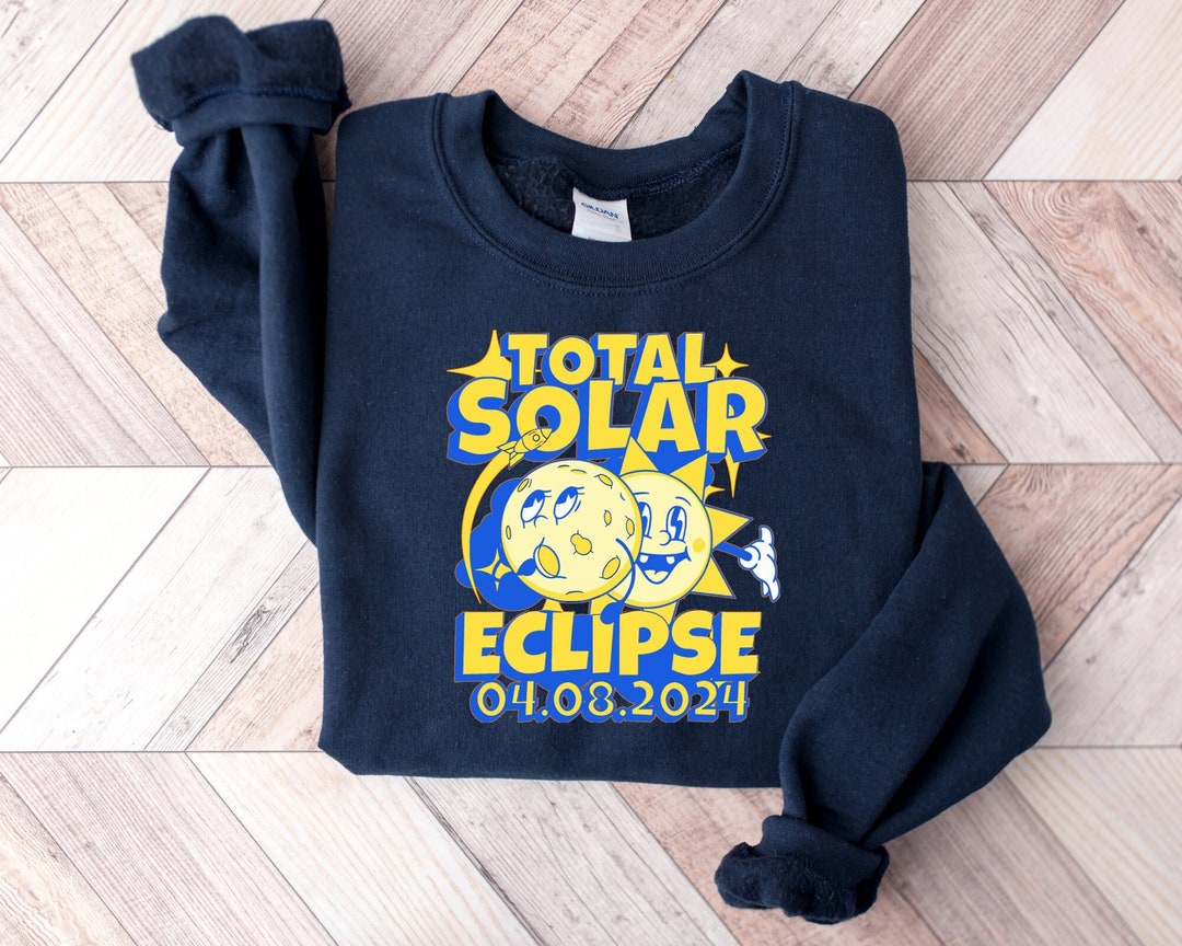 Retro Total Solar Eclipse Sweatshirt, Solar Eclipse Hoodie, 04.08.2024 ...