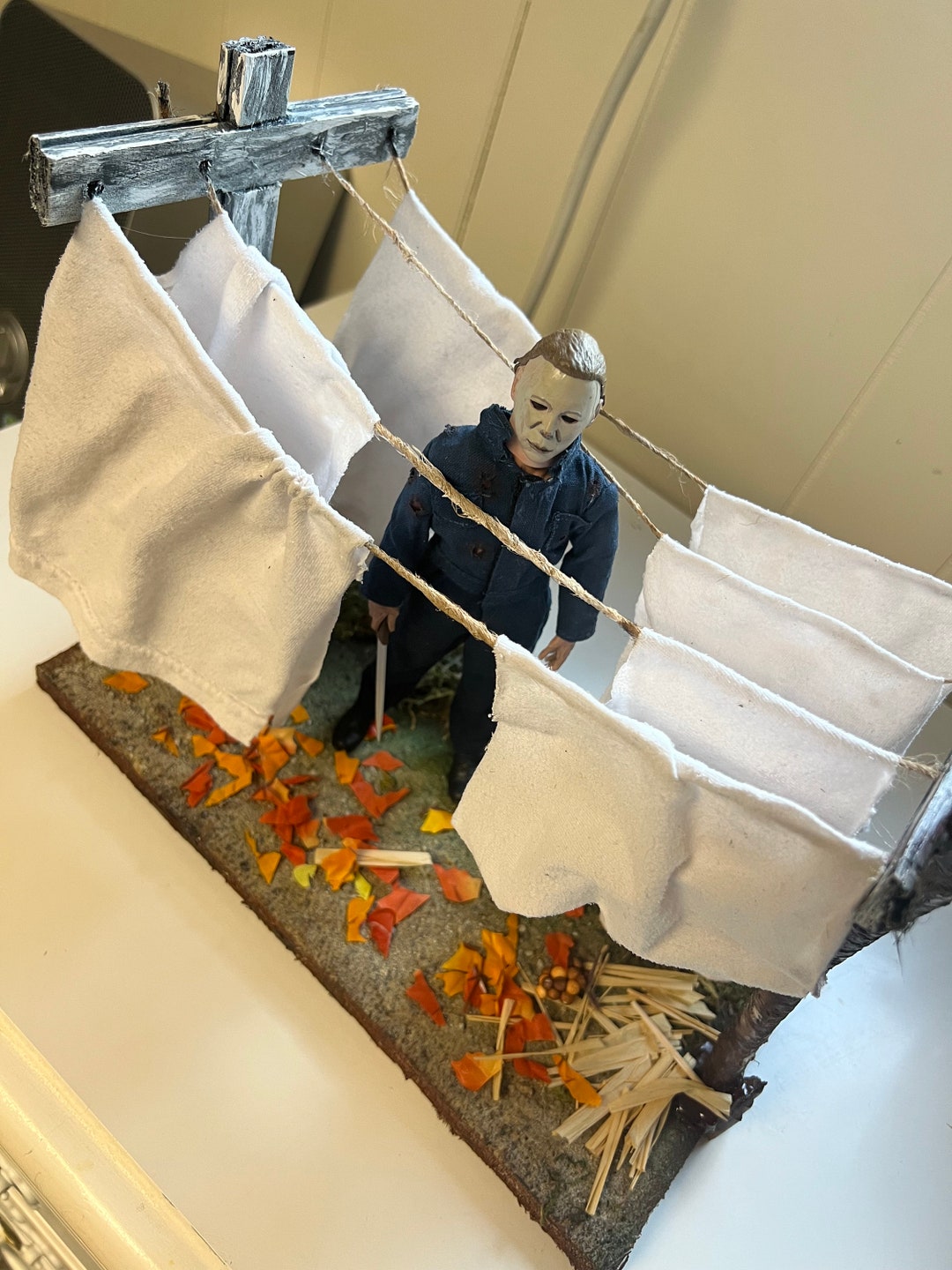 Michael Myers Halloween Clothesline Scene Diorama - Etsy