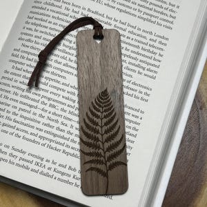 Personalized Fern Leaf Wooden Bookmark, Laser Engraved, Custom Book ...