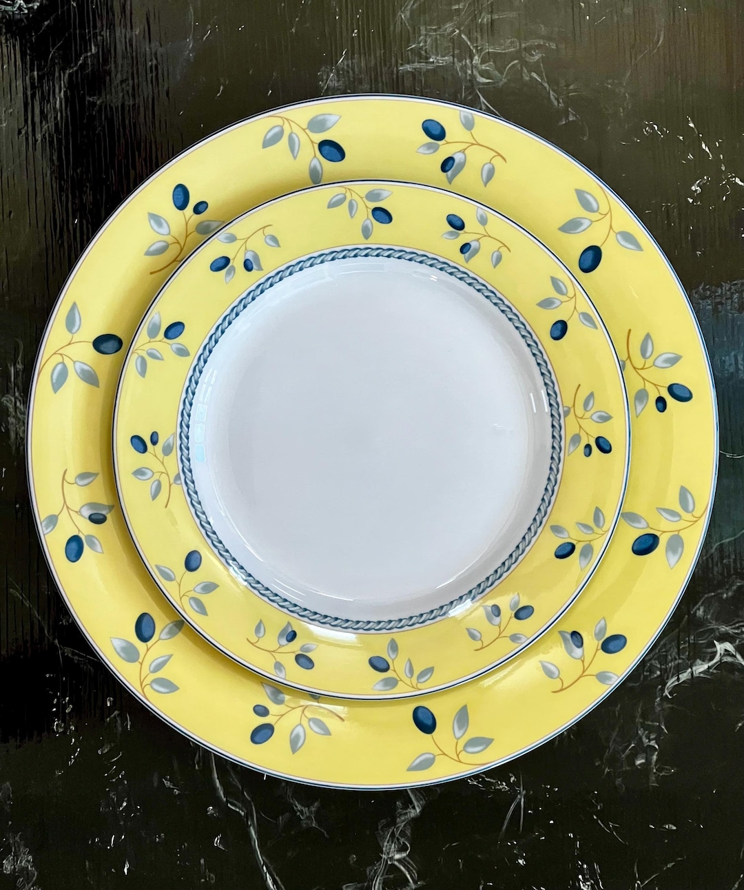 Royal Doulton Blueberry Dinnerware | 3-piece Boxed Set | Dinner Plate ...