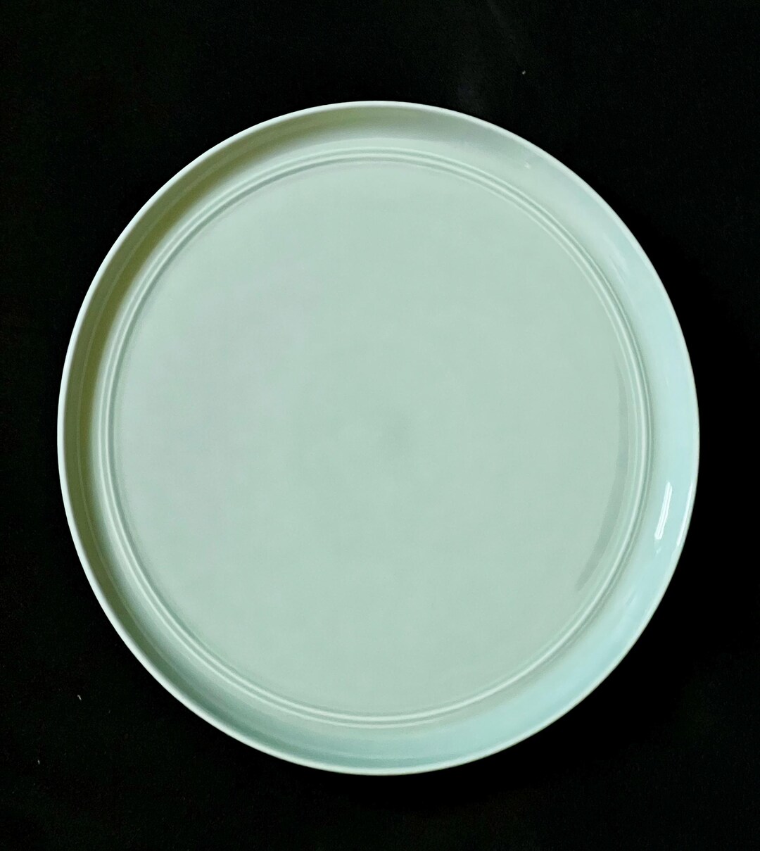 Crate & Barrel Aaron Probyn Hue Green Dinner Plate - Etsy