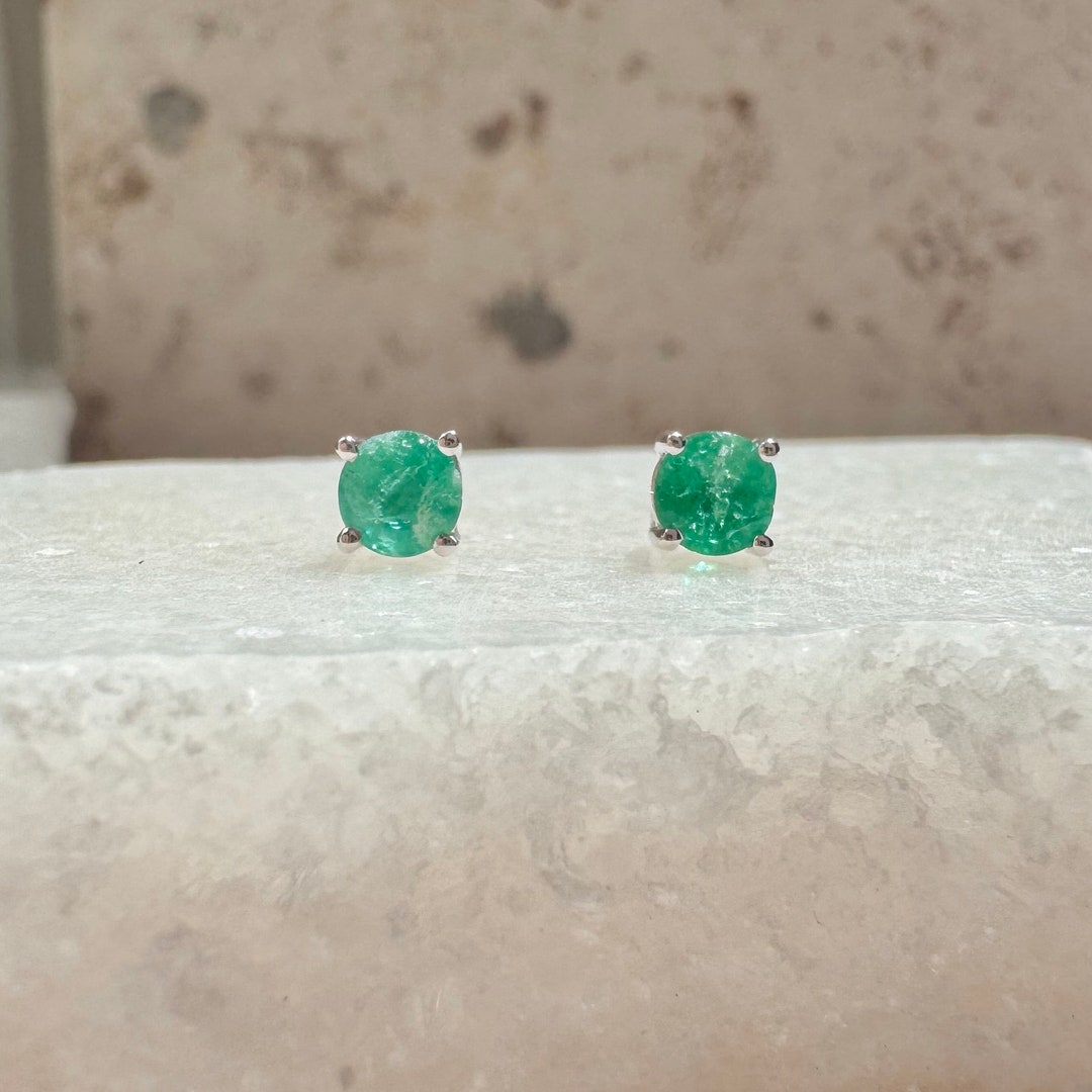 Genuine Emerald 4mm Round Cut Solitaire Stud Earrings / 14k Solid Gold ...