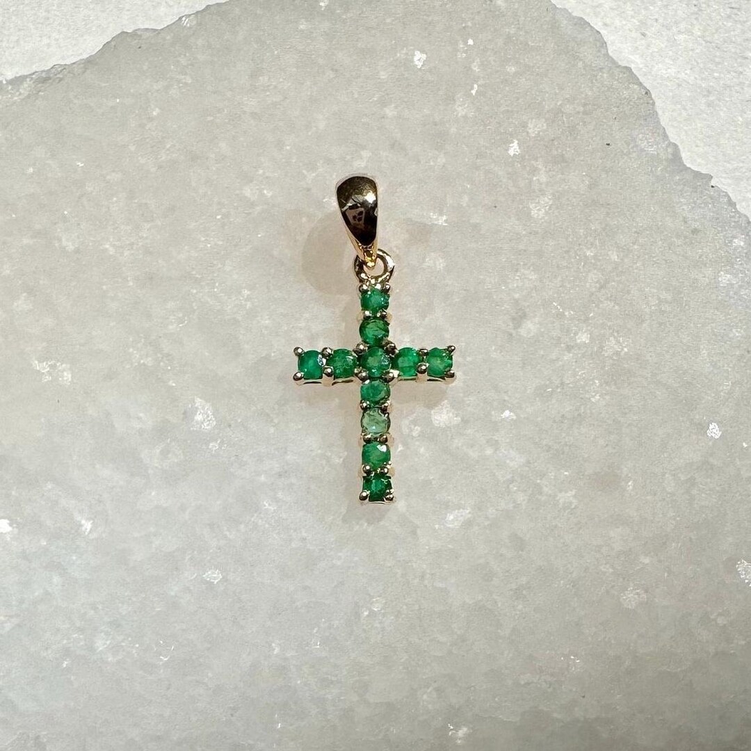 Genuine Emerald Cross Pendant (mini) / 14k Solid Gold - Etsy