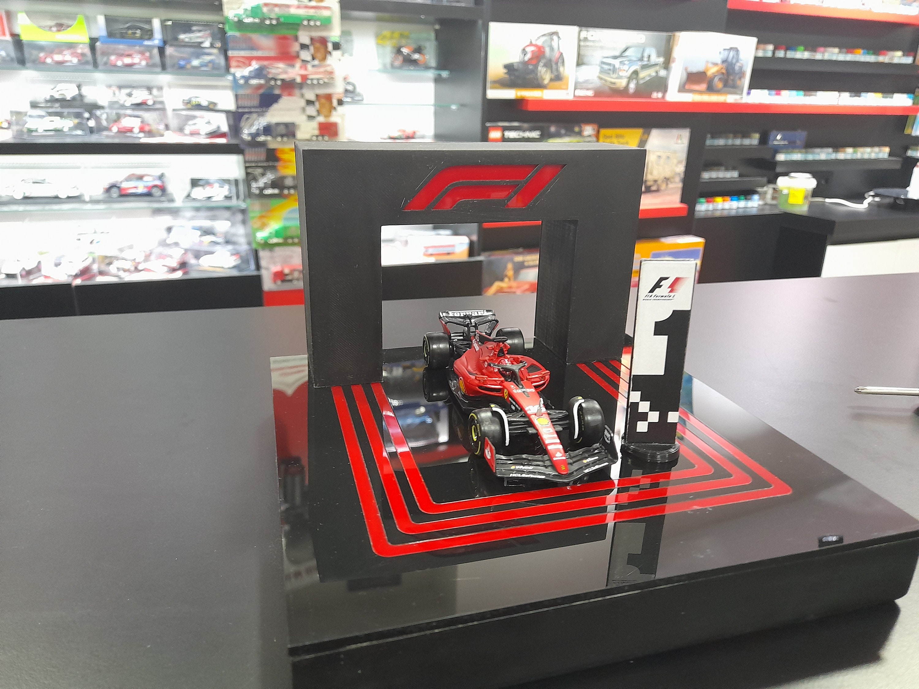 F1 Diorama Stand With Red Night Lights Formula1 Scale Gift - Etsy