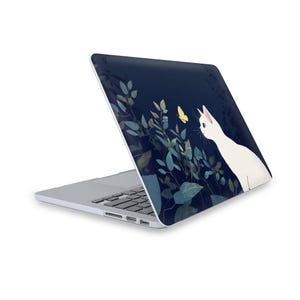 White Fluffy Cat MacBook Case Butterfly Laptop Skin, Cover for MacBook ...