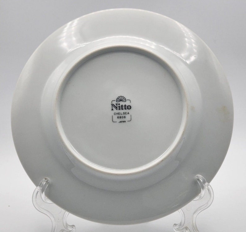 Vintage Nitto China Chelsea 6806 Salad Plates White Gold Trim and Inner ...
