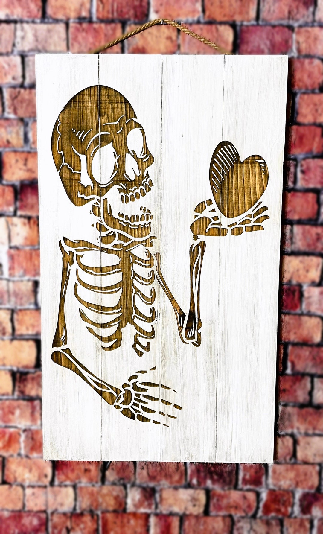 Skull Heart | Laser Engraved | Pallet Wood Sign | Gothic Decor | Skull ...