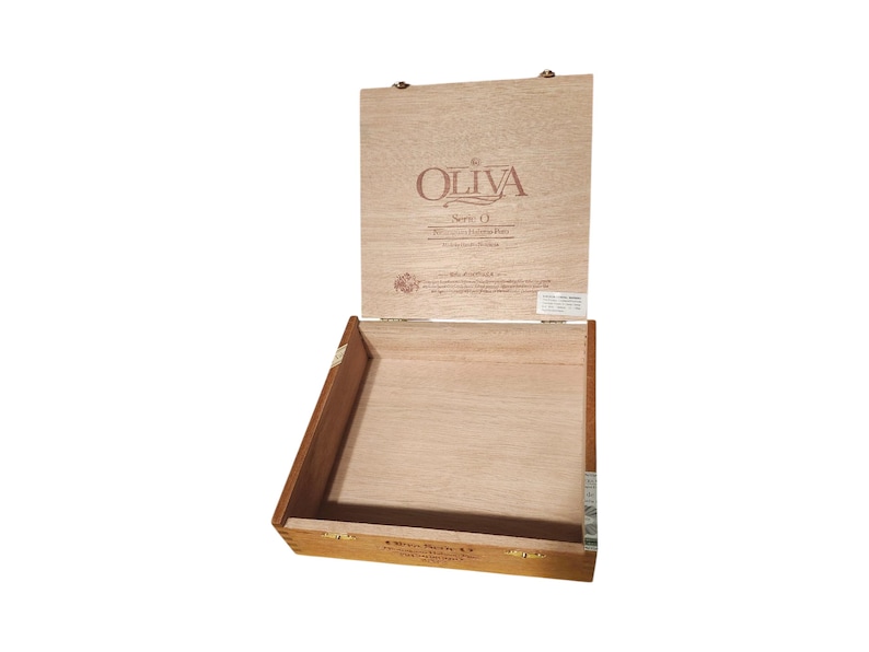 Empty Oliva Cigar Box: Serie O Nicaraguan Hubano Puro Churchill, Velvet ...
