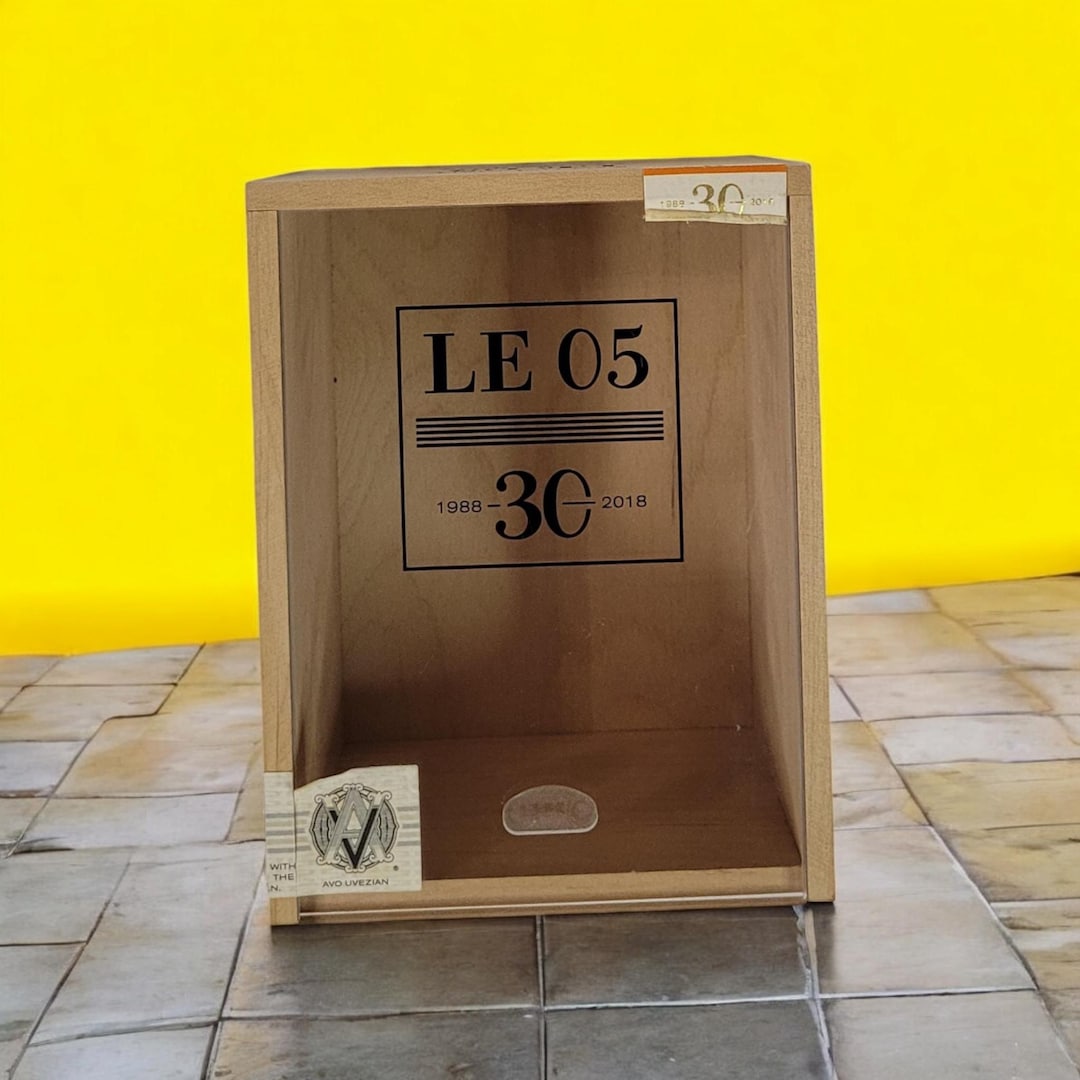 Empty Avo Uvezian Cigar Box: LE 05. Velvet Lining Available. Dominican ...