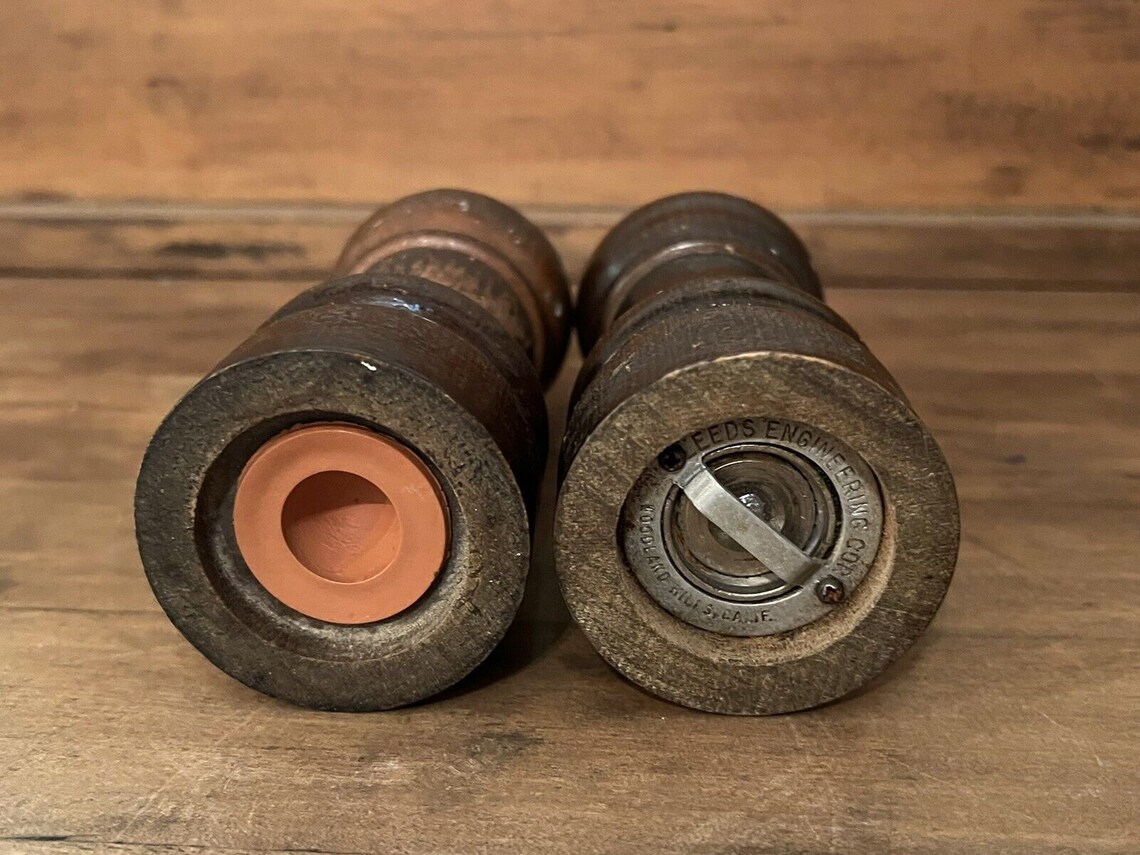 Vintage Mr Dudley Solid Wood Salt Pepper Shaker Set Grinder Mill 6 Inch ...