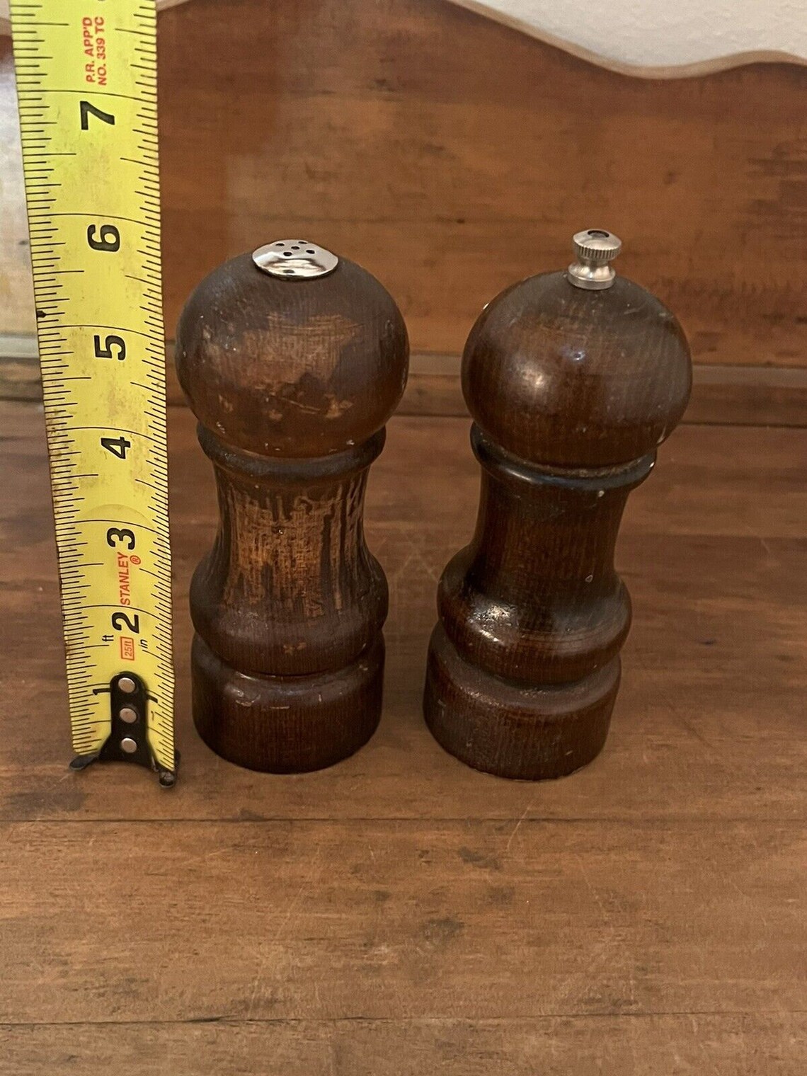Vintage Mr Dudley Solid Wood Salt Pepper Shaker Set Grinder Mill 6 Inch ...