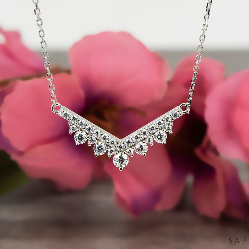 V Necklace - Etsy