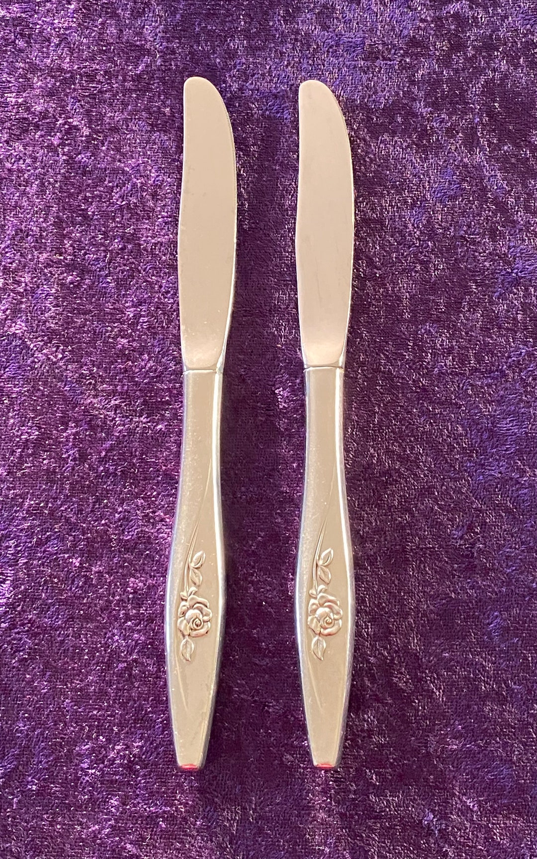 LASTING ROSE Oneida Deluxe Stainless Vintage Flatware - 2 Modern Hollow ...