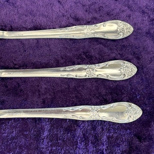 VENUS Oneidacraft Stainless Vintage Flatware - 3 Oval Soup Spoons - Etsy