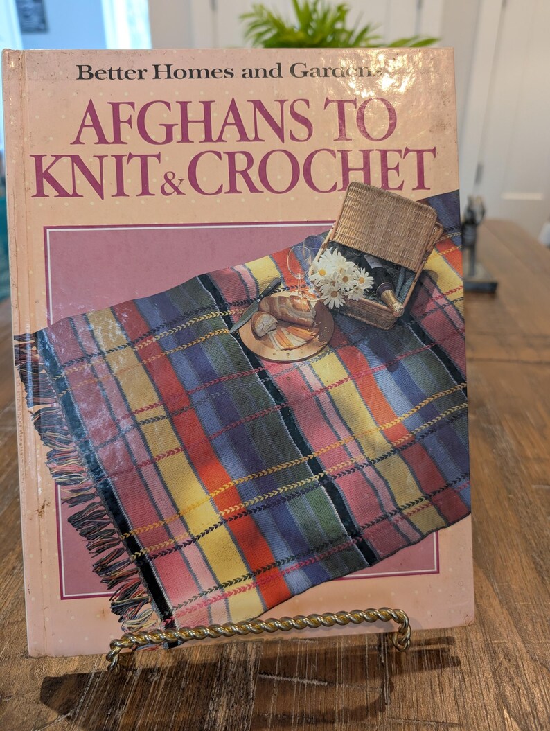 VINTAGE AFGHAN BOOK 1980s Afghan Patterns Vintage Knitting Book Vintage ...