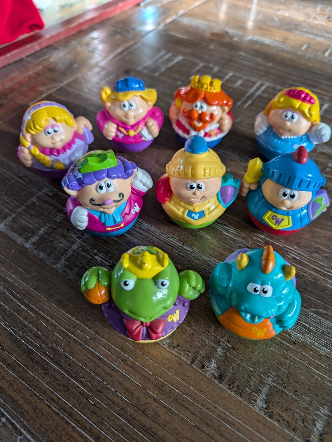 Weebles Playskool Wobbly Castle Pals King Queen Princess Knight Dragon ...