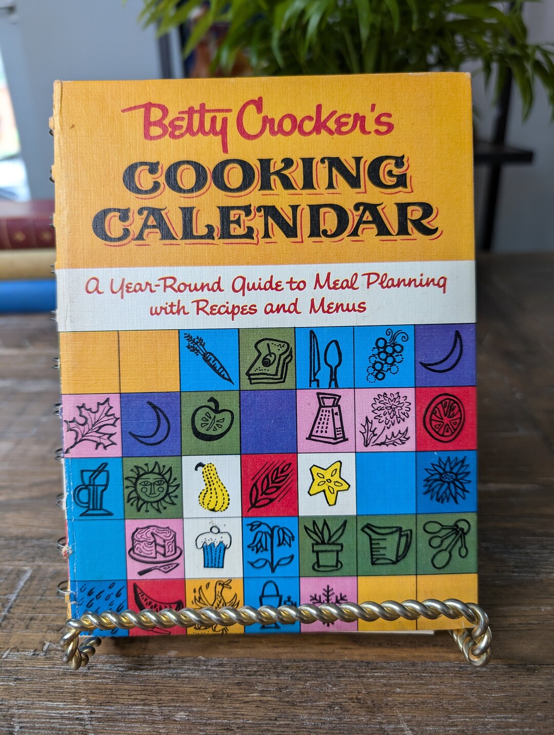 Vintage 1962 Betty Crocker Cooking Calendar Cookbook // First Edition ...