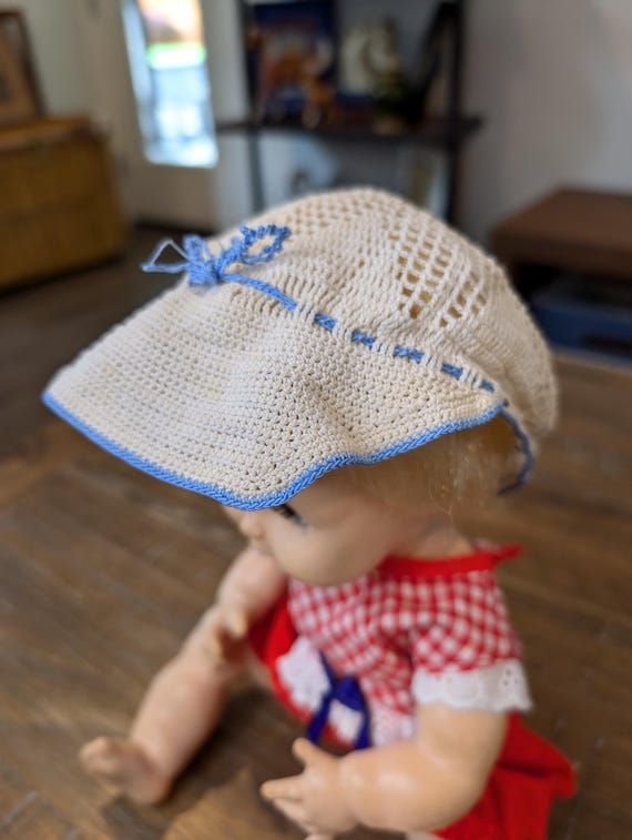 Antique 1900's Hand Crocheted Baby Bonnet / Hat // Ch… - Gem