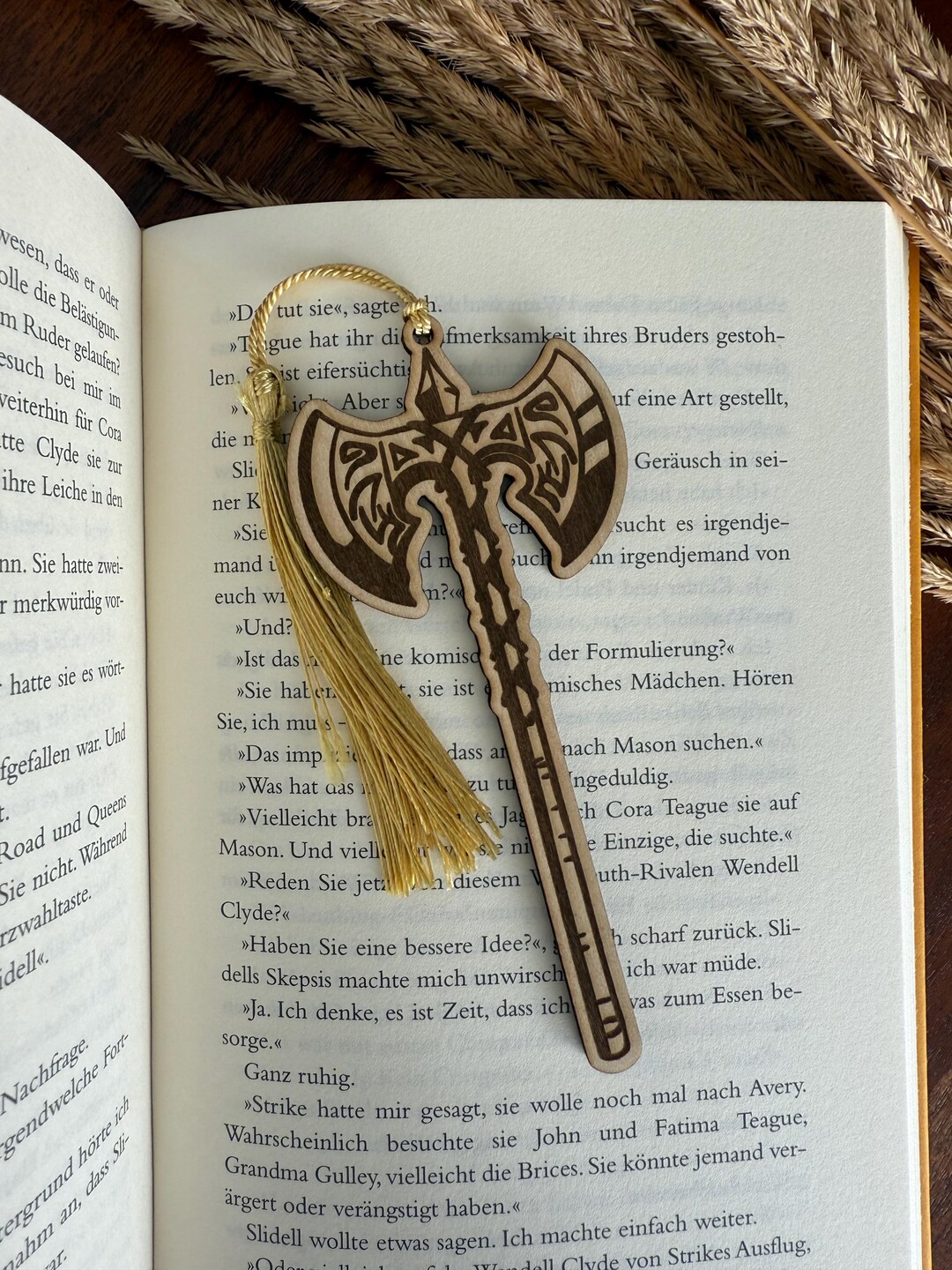 Axe Bookmark Made of Wood Fantasy Bookmark Lord of the Rings Dwarves ...