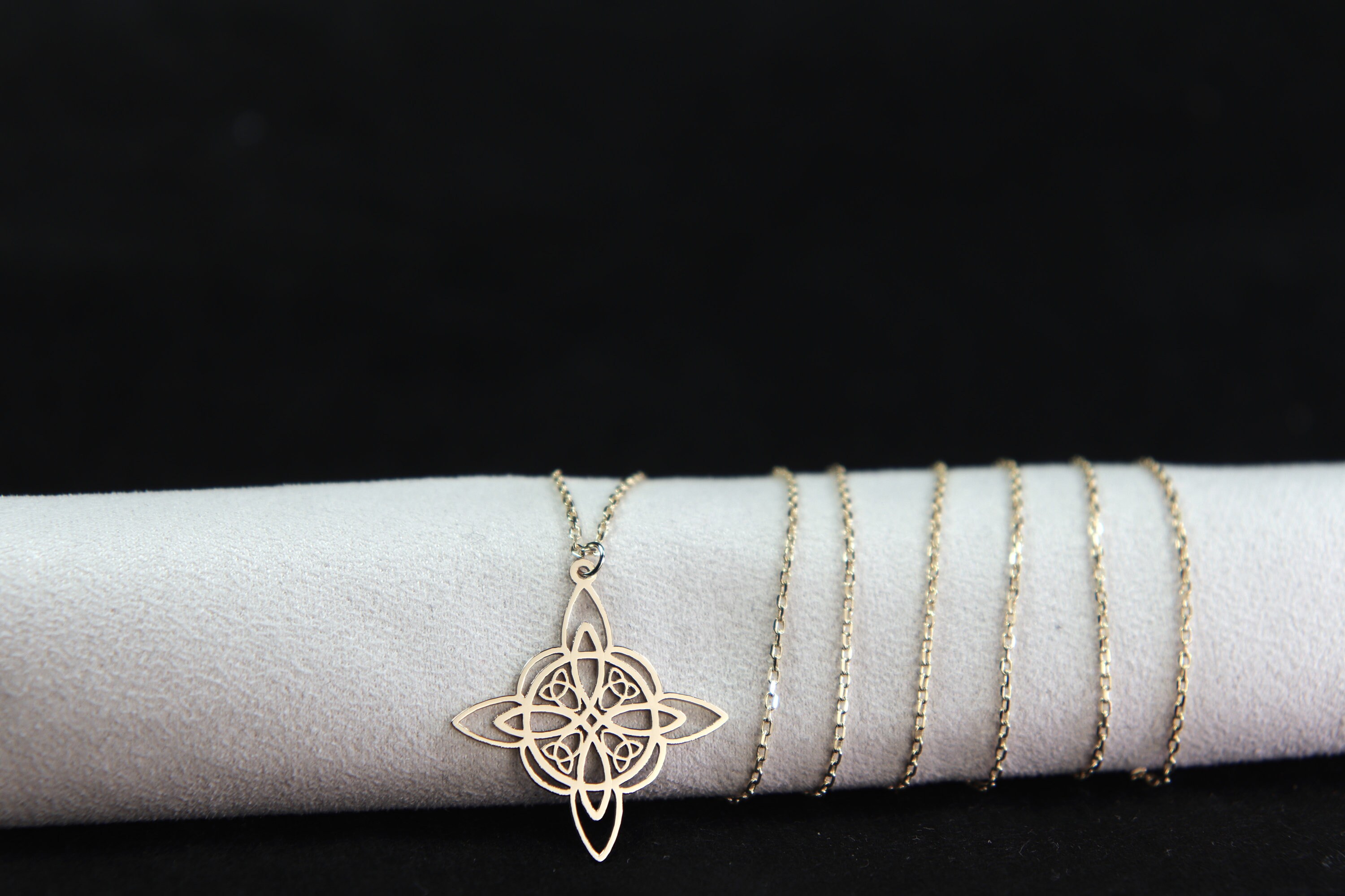 Celtic Witch Knot 14K Gold Witchknot Powerful Talisman Necklace ...