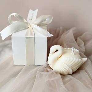 Elegant Swan Soy Candle – Wedding Favor Candle, Romantic Gift for ...