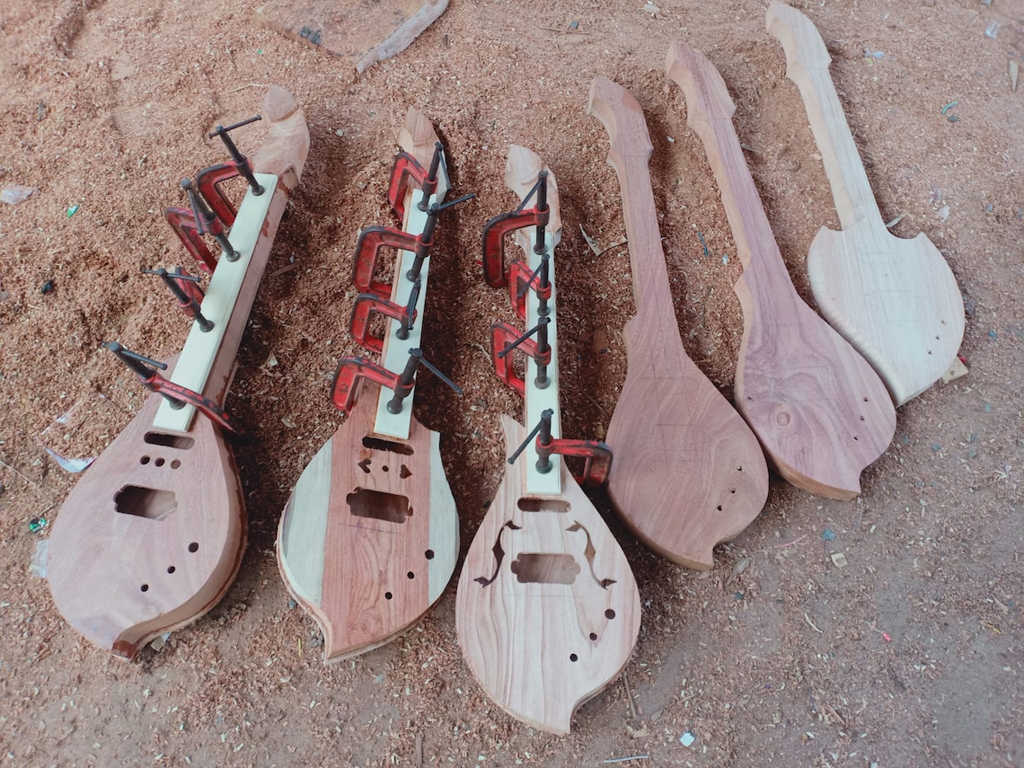 Electric Thai Asian Guitar 4 Strings, Isarn Mandolin Musical Instrument ...