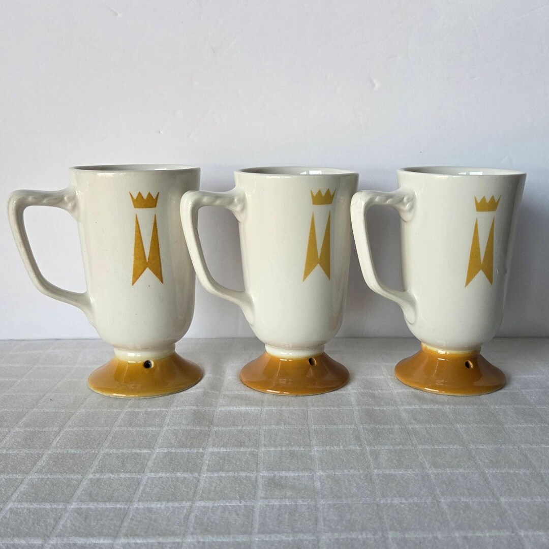 1950s Homer Laughlin Gold Crown Pedestal Mugs – Set of 3 Restaurantware ...